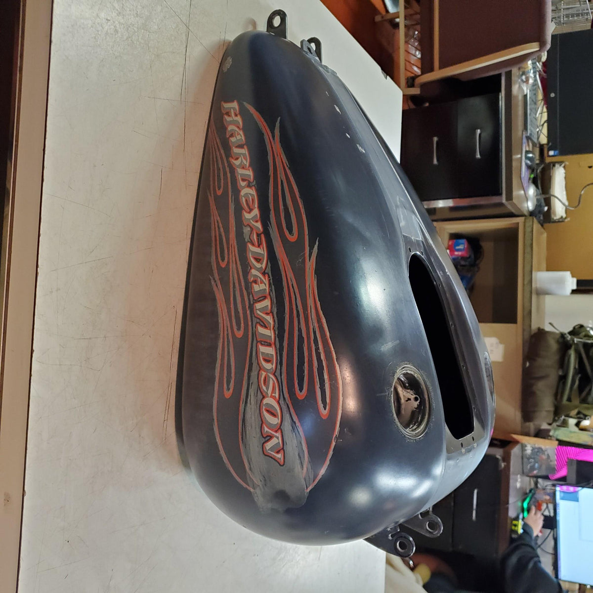 OEM Harley FXDWG Dyna Wide Super Fatbob Custom Glide Defender Fuel Tan ...