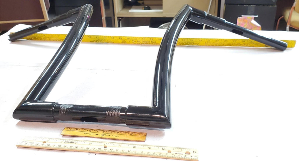 Black Harley FXD FLS Softail Dyna Chopper 18" Ape Hanger 1.5" Handleba ...
