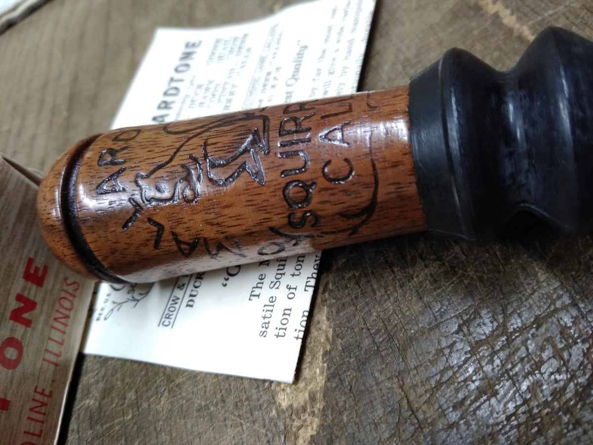 Vtg NOS Mallardtone Squirrel Call Walnut Wood Rubber Bellows Instructi ...