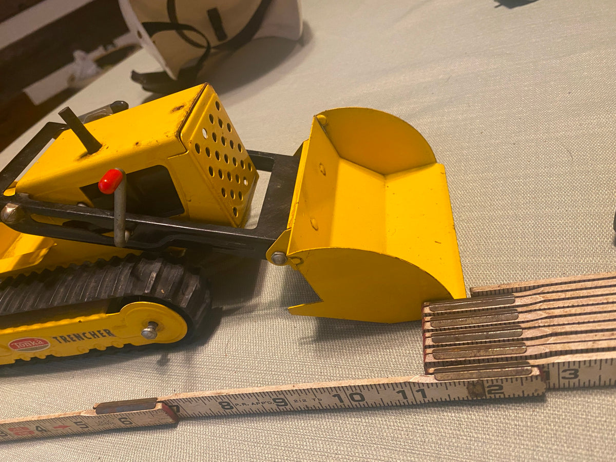 Vtg Tonka Trencher Backhoe Loader Pressed Steel Tin toy 1960s T-6 Heav ...