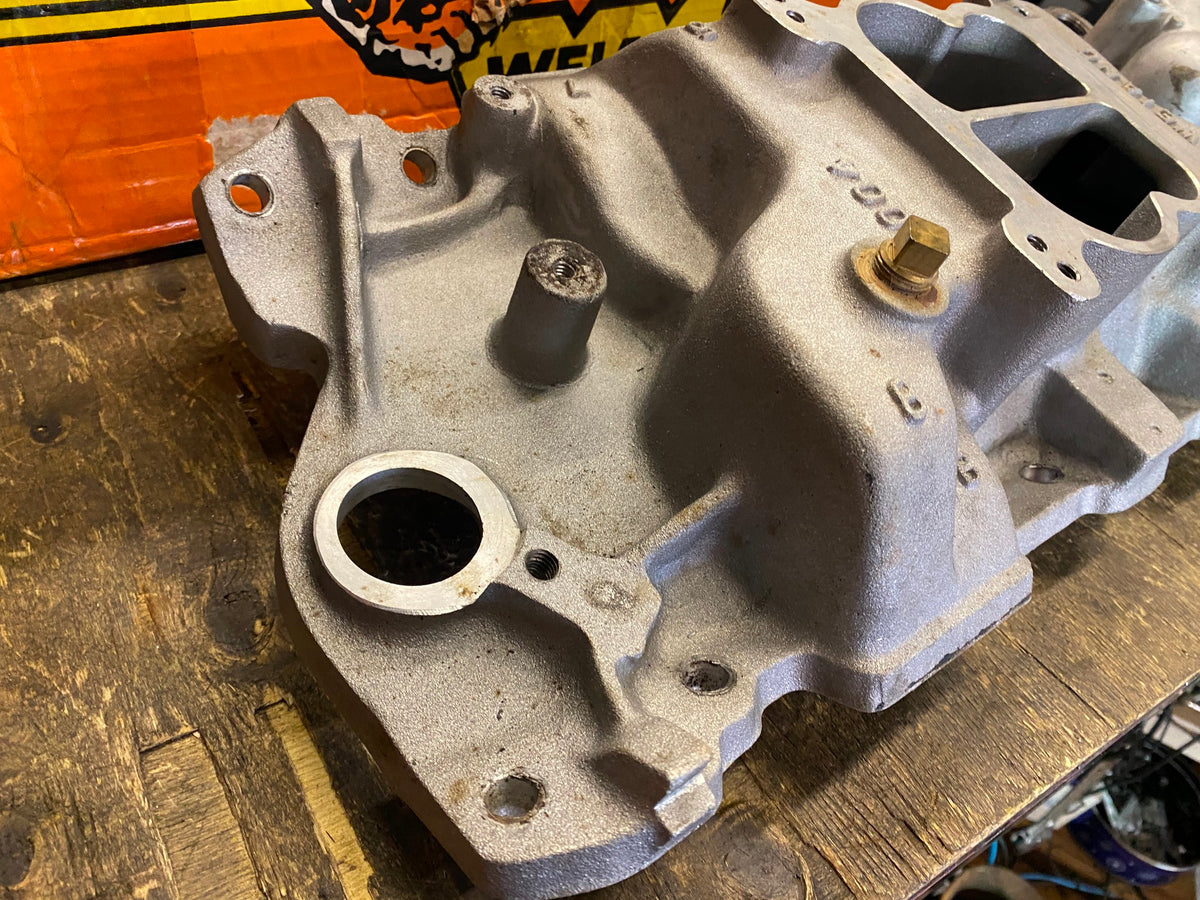 SBC CHEVY V-8 327 350 WEIAND 8004 ALUMINUM DUAL PLANE INTAKE MANIFOLD ...
