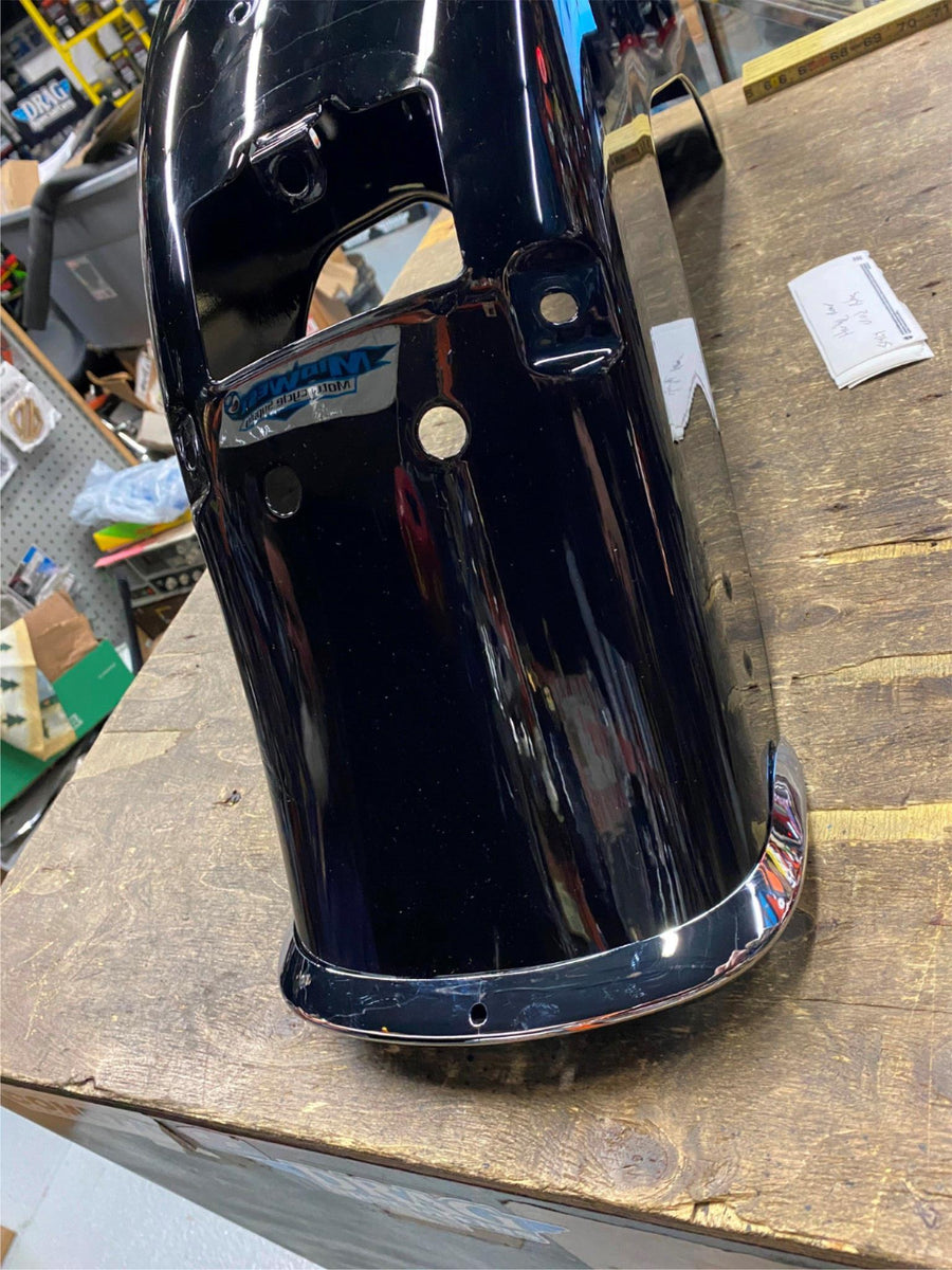 Rear Fender Trim Harley Heritage Classic 114 Softail M8 Vivid Black OE ...