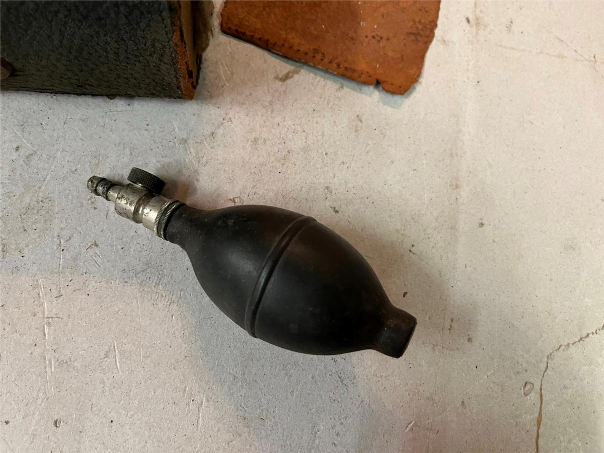 VTG Antique Early 1900s Dr Rodger Tycos sphygmomanometer Medical Equip ...