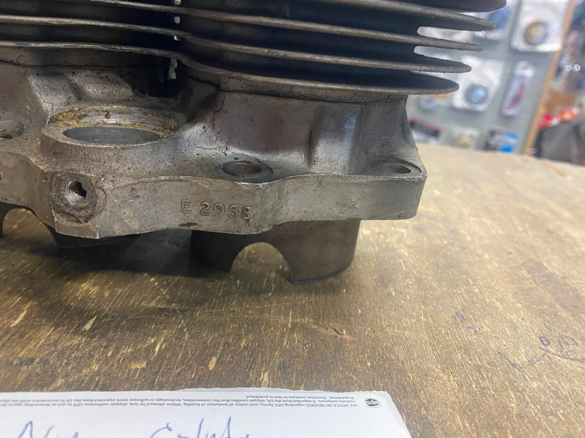 E2958 Close Fin Ali barrel Cylinder pre-unit Triumph T100 5ta 500 Alum ...
