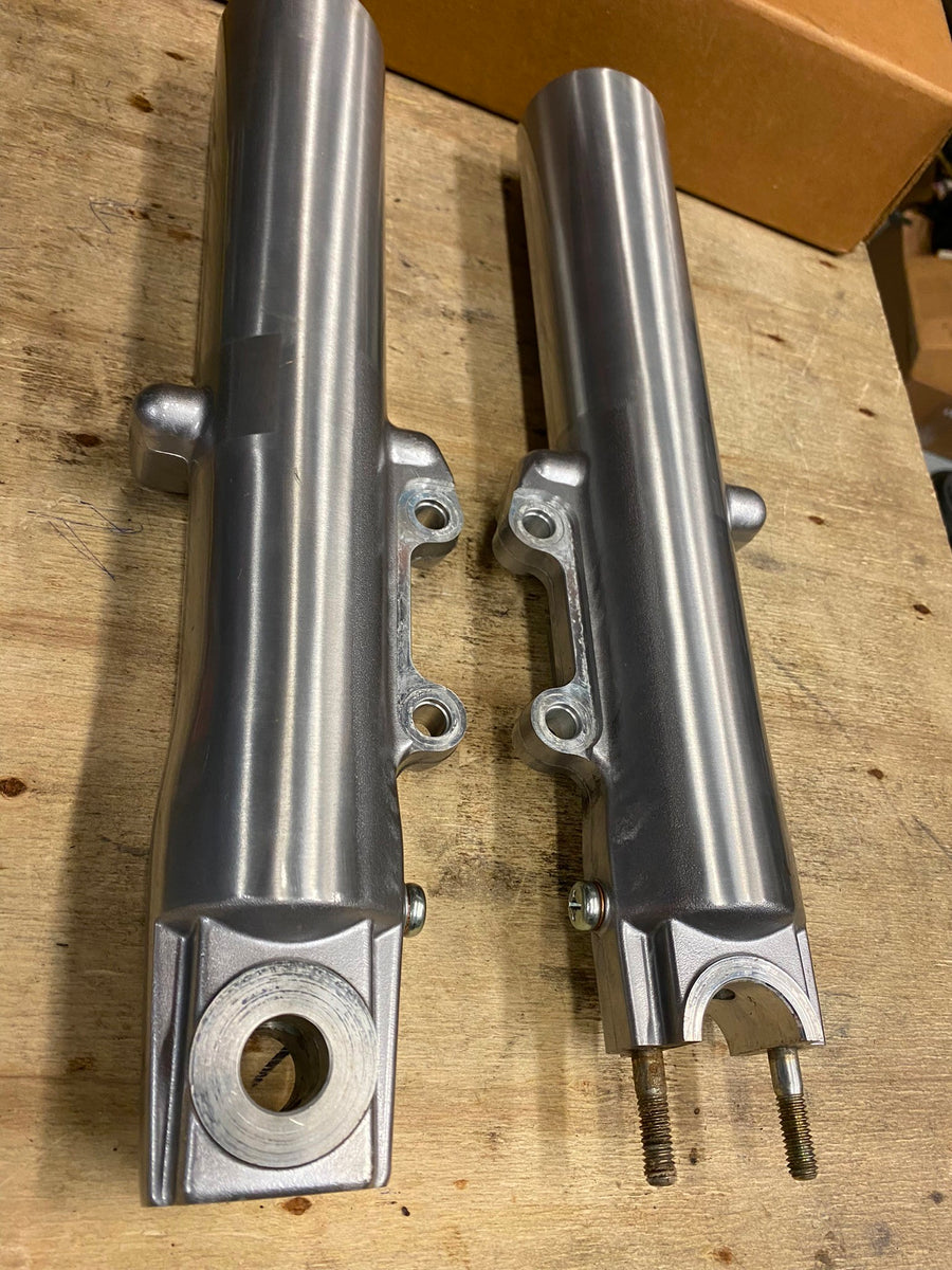 Front Fork Sliders Lower Leg Harley Touring Road King FLH Ultra classi ...