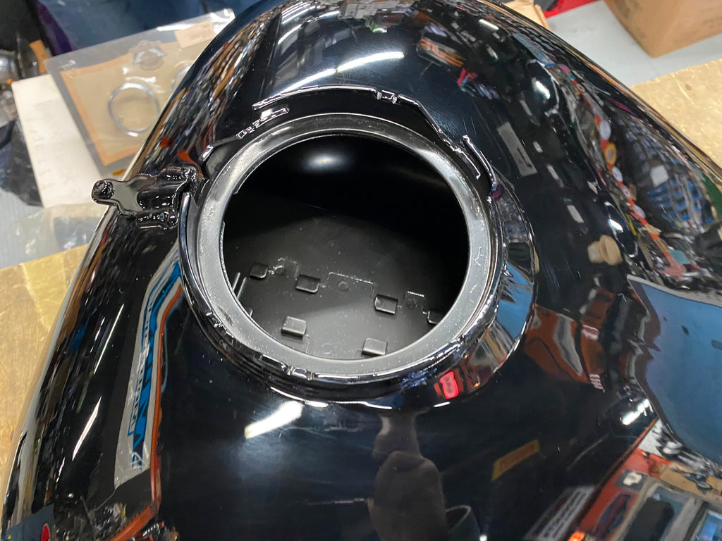 New Factory Paint Vivid Black Gas Tank Harley Touring FLH Bagger Ultra ...